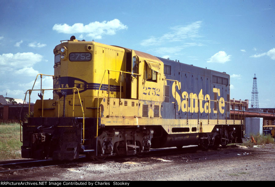 ATSF 2752 (re-post)